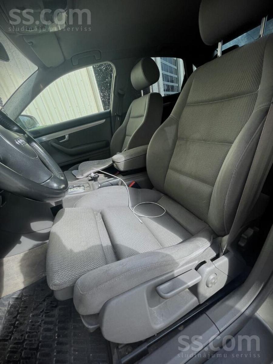 Pelēks Audi A4 2004 Rīga, ar dzinēja tilpumu 2.00 L un nobraukumu 161 tūkst. km par 2350 €, foto 6 vietnē AUTOMOTO.COM.LV