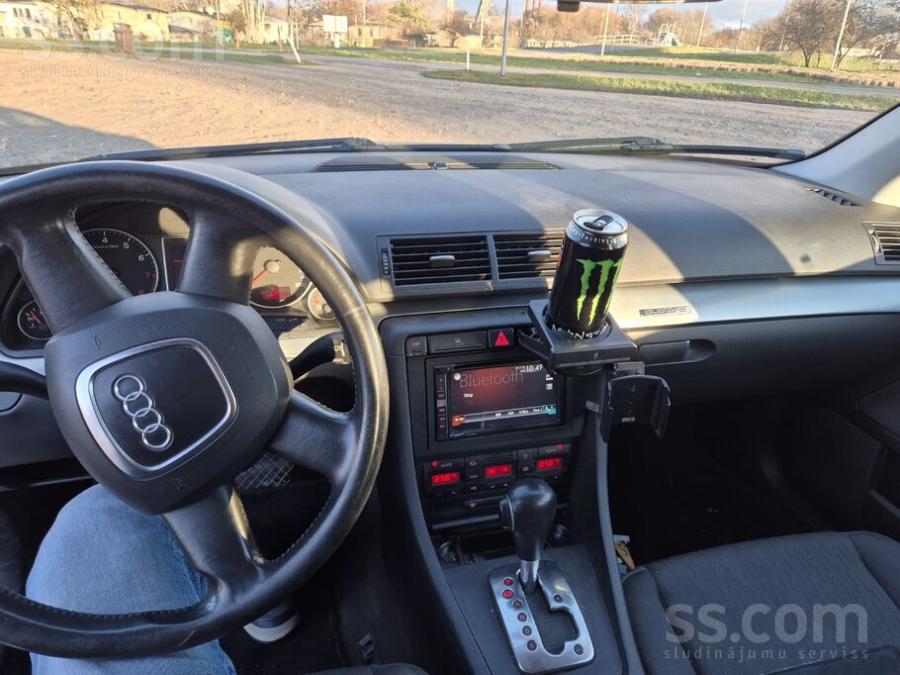 Pelēks Audi A4 2005 Liepāja, ar dzinēja tilpumu 2.00 L un nobraukumu 327 tūkst. km par 3300 €, foto 4 vietnē AUTOMOTO.COM.LV