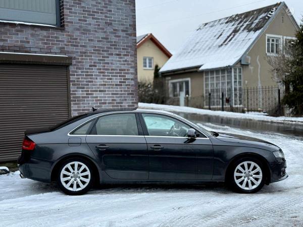 Pelēks Audi A4 2009 Viļņa, ar dzinēja tilpumu 0.00 L un nobraukumu 298 tūkst. km par 4000 €, foto 5 vietnē AUTOMOTO.COM.LV