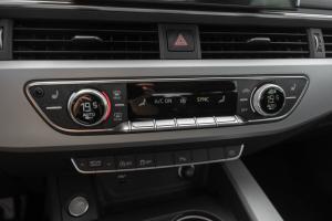 Pelēks Audi A4 2023 Viļņa, ar dzinēja tilpumu 2.00 L un nobraukumu 64 tūkst. km par 27050 €, foto 14 vietnē AUTOMOTO.COM.LV