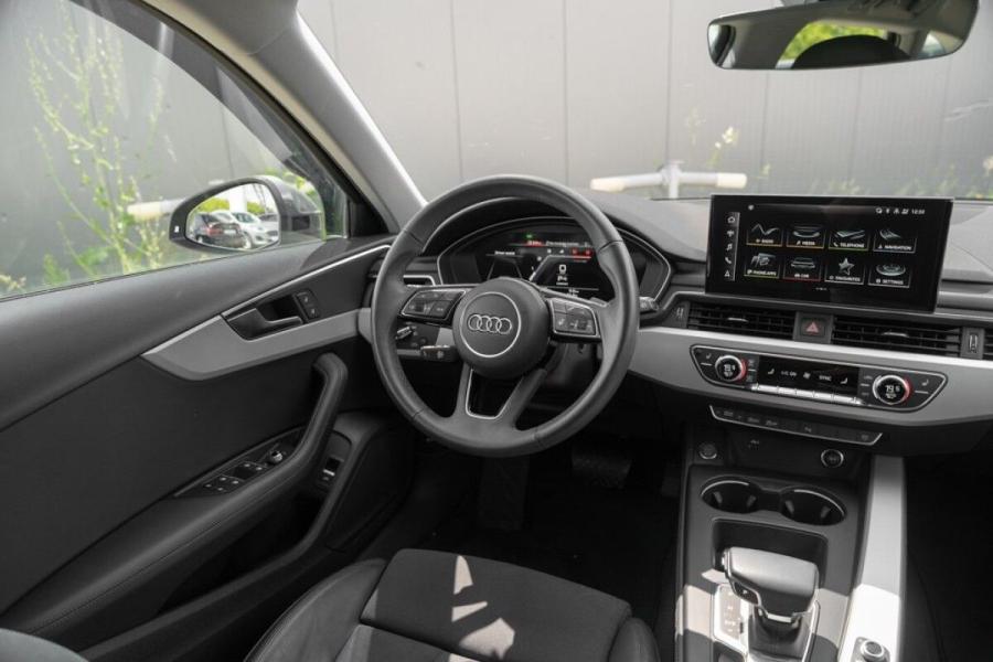 Pelēks Audi A4 2023 Viļņa, ar dzinēja tilpumu 2.00 L un nobraukumu 64 tūkst. km par 27050 €, foto 19 vietnē AUTOMOTO.COM.LV