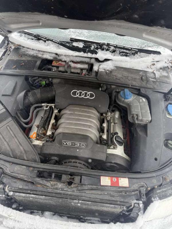 Pelēks Audi A4 2002 Marijampole, ar dzinēja tilpumu 3.00 L un nobraukumu 233 tūkst. km par 1550 €, foto 7 vietnē AUTOMOTO.COM.LV