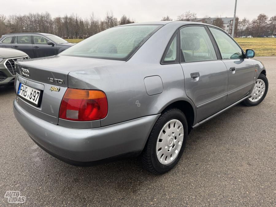 Grey Audi A4 1995 in Kaunas, with an engine capacity of 1.90 L and mileage of 337 thousand km for 700 €, photo 8 on AUTOMOTO.COM.LV