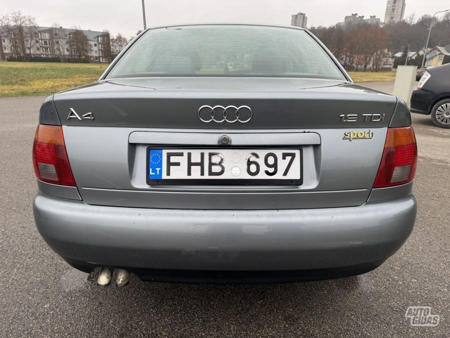Grey Audi A4 1995 in Kaunas, with an engine capacity of 1.90 L and mileage of 337 thousand km for 700 €, photo 9 on AUTOMOTO.COM.LV