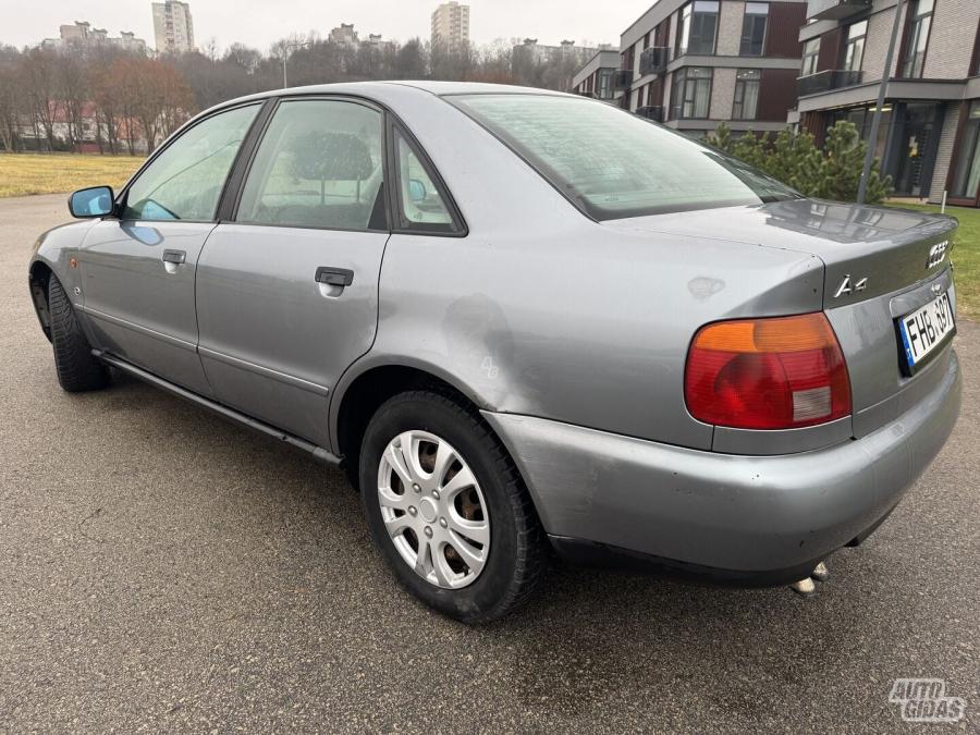 Grey Audi A4 1995 in Kaunas, with an engine capacity of 1.90 L and mileage of 337 thousand km for 700 €, photo 11 on AUTOMOTO.COM.LV