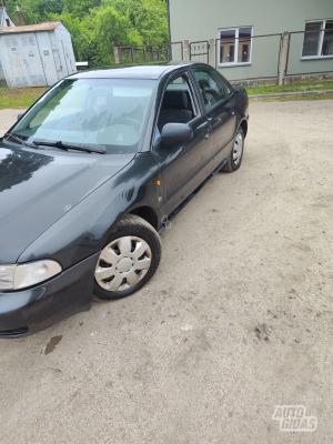 Grey Audi A4 1995 in Kaunas, with an engine capacity of 1.80 L and mileage of 330 thousand km for 400 €, photo 7 on AUTOMOTO.COM.LV