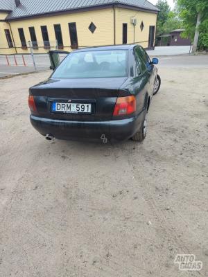 Grey Audi A4 1995 in Kaunas, with an engine capacity of 1.80 L and mileage of 330 thousand km for 400 €, photo 12 on AUTOMOTO.COM.LV