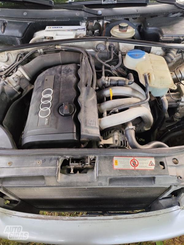 Ауди А4 1995 в Шяуляй на AUTOMOTO.COM.LV Серый Ауди А4 1995 в Шяуляй, объемом двигателя 1.80 л и пробегом 332 тыс. км за 550 €, фото 10 на AUTOMOTO.COM.LV