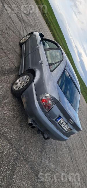 Pelēks Audi A4 1995 Valmiera, ar dzinēja tilpumu 1.90 L un nobraukumu 536 tūkst. km par 700 €, foto  vietnē AUTOMOTO.COM.LV