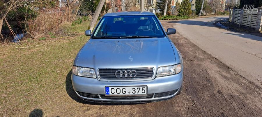 Pelēks Audi A4 1996 Viļņa, ar dzinēja tilpumu 1.80 L un nobraukumu 121 tūkst. km par 999 €, foto 6 vietnē AUTOMOTO.COM.LV