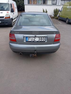 Pelēks Audi A4 1996 Kazlų Rūda, ar dzinēja tilpumu 1.60 L un nobraukumu 193 tūkst. km par 1200 €, foto 3 vietnē AUTOMOTO.COM.LV