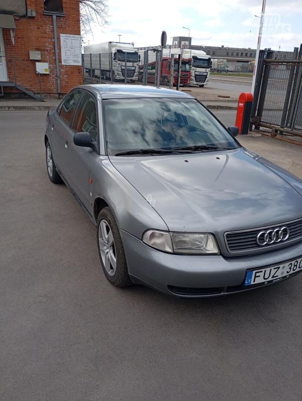 Grey Audi A4 1996 in Kazlu Ruda, with an engine capacity of 1.60 L and mileage of 193 thousand km for 1200 €, photo 4 on AUTOMOTO.COM.LV