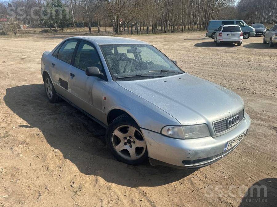 Серый Ауди А4 1996 в Рига, объемом двигателя 1.90 л и пробегом 430 тыс. км за 600 €, фото 1 на AUTOMOTO.COM.LV