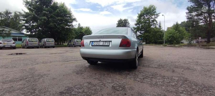 Grey Audi A4 1996 in Moletai, with an engine capacity of 1.78 L and mileage of 300 thousand km for 600 €, photo 3 on AUTOMOTO.COM.LV