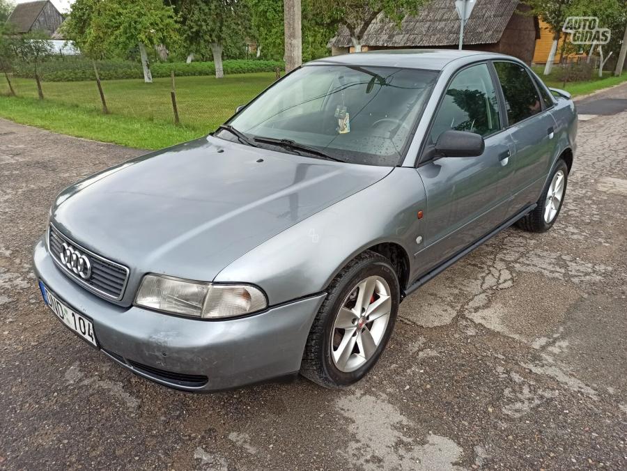 Pelēks Audi A4 1996 Viļņa, ar dzinēja tilpumu 1.90 L un nobraukumu 419 tūkst. km par 500 €, foto 7 vietnē AUTOMOTO.COM.LV