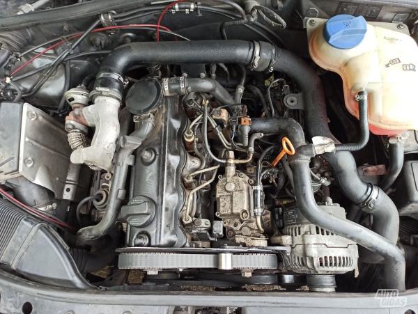 Pelēks Audi A4 1996 Viļņa, ar dzinēja tilpumu 1.90 L un nobraukumu 419 tūkst. km par 500 €, foto 9 vietnē AUTOMOTO.COM.LV