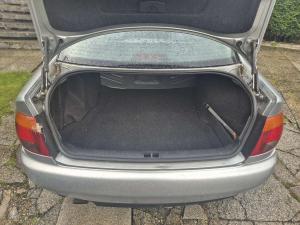 Pelēks Audi A4 1996 Šauļi, ar dzinēja tilpumu 1.60 L un nobraukumu 249 tūkst. km par 800 €, foto 9 vietnē AUTOMOTO.COM.LV