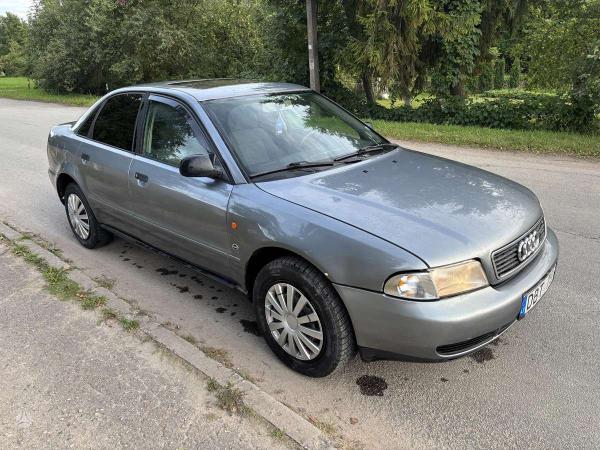 Серый Ауди А4 1996 в Ионишкис, объемом двигателя 1.90 л и пробегом 400 тыс. км за 550 €, фото 4 на AUTOMOTO.COM.LV
