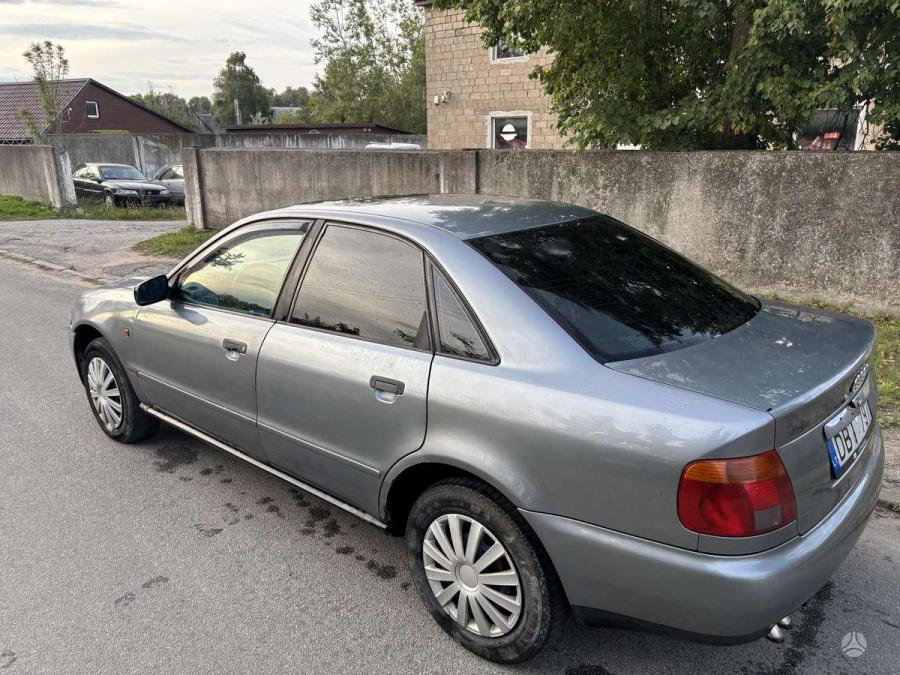 Grey Audi A4 1996 in Joniskis, with an engine capacity of 1.90 L and mileage of 400 thousand km for 550 €, photo 7 on AUTOMOTO.COM.LV