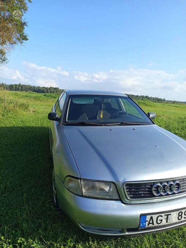 Grey Audi A4 1996 in Pakruojis, with an engine capacity of 1.60 L and mileage of 329 thousand km for 700 €, photo 3 on AUTOMOTO.COM.LV