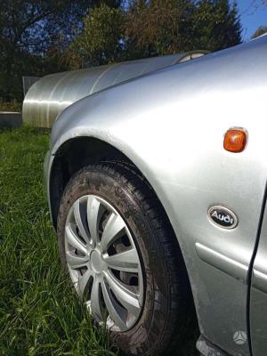 Grey Audi A4 1996 in Pakruojis, with an engine capacity of 1.60 L and mileage of 329 thousand km for 700 €, photo 5 on AUTOMOTO.COM.LV