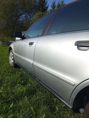 Grey Audi A4 1996 in Pakruojis, with an engine capacity of 1.60 L and mileage of 329 thousand km for 700 €, photo 7 on AUTOMOTO.COM.LV