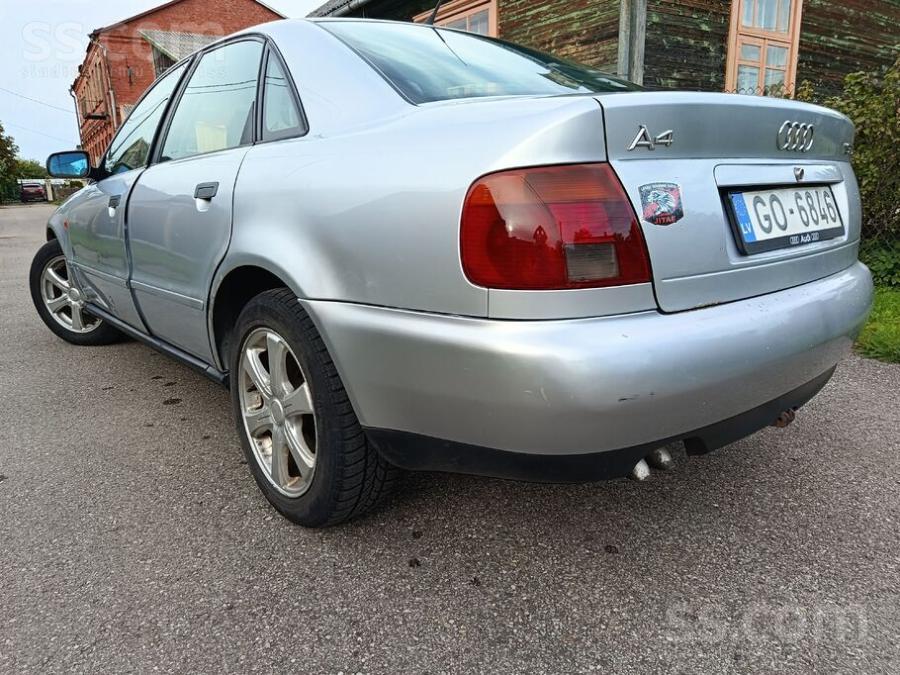 Pelēks Audi A4 1996 Daugavpils, ar dzinēja tilpumu 1.90 L un nobraukumu 390 tūkst. km par 1350 €, foto 5 vietnē AUTOMOTO.COM.LV