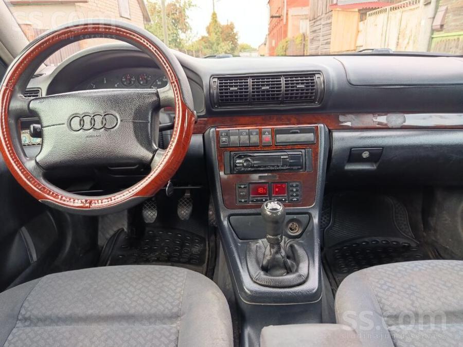 Pelēks Audi A4 1996 Daugavpils, ar dzinēja tilpumu 1.90 L un nobraukumu 390 tūkst. km par 1350 €, foto 10 vietnē AUTOMOTO.COM.LV