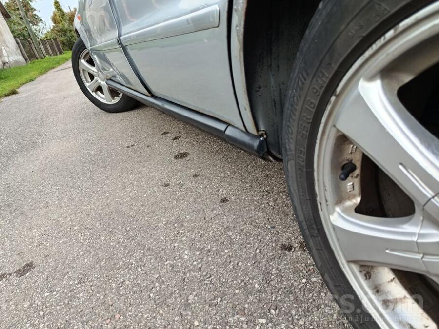 Pelēks Audi A4 1996 Daugavpils, ar dzinēja tilpumu 1.90 L un nobraukumu 390 tūkst. km par 1350 €, foto 18 vietnē AUTOMOTO.COM.LV