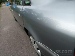 Pelēks Audi A4 1997 Daugavpils, ar dzinēja tilpumu 1.60 L un nobraukumu 283 tūkst. km par 1200 €, foto 18 vietnē AUTOMOTO.COM.LV