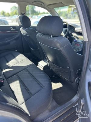 Grey Audi A4 1997 in Klaipeda, with an engine capacity of 1.60 L and mileage of 350 thousand km for 850 €, photo 9 on AUTOMOTO.COM.LV