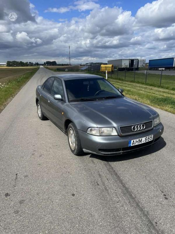 Pelēks Audi A4 1997 Panevēža, ar dzinēja tilpumu 1.90 L un nobraukumu 452 tūkst. km par 900 €, foto 1 vietnē AUTOMOTO.COM.LV
