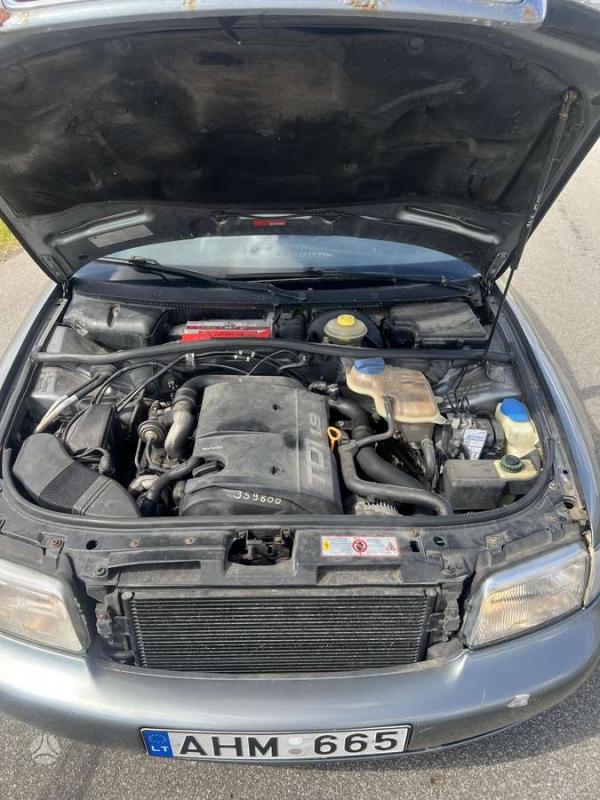 Pelēks Audi A4 1997 Panevēža, ar dzinēja tilpumu 1.90 L un nobraukumu 452 tūkst. km par 900 €, foto 11 vietnē AUTOMOTO.COM.LV