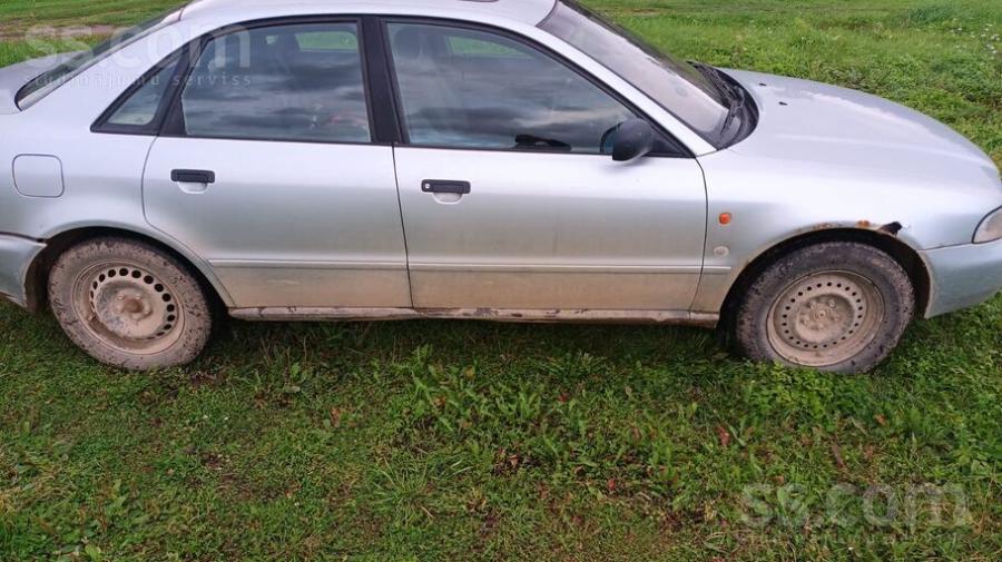 Pelēks Audi A4 1997 Ludza, ar dzinēja tilpumu 1.90 L un nobraukumu 395 tūkst. km par 300 €, foto 3 vietnē AUTOMOTO.COM.LV