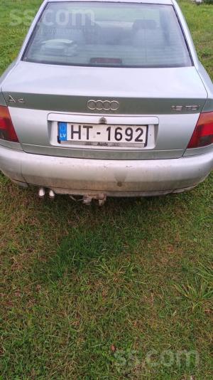 Pelēks Audi A4 1997 Ludza, ar dzinēja tilpumu 1.90 L un nobraukumu 395 tūkst. km par 300 €, foto 5 vietnē AUTOMOTO.COM.LV