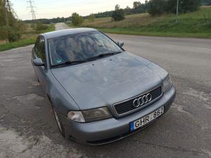 Pelēks Audi A4 1997 Kaišiadorys, ar dzinēja tilpumu 1.60 L un nobraukumu 271 tūkst. km par 730 €, foto 3 vietnē AUTOMOTO.COM.LV