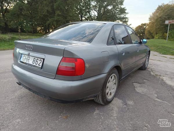Grey Audi A4 1997 in Kaisiadorys, with an engine capacity of 1.60 L and mileage of 271 thousand km for 730 €, photo 5 on AUTOMOTO.COM.LV