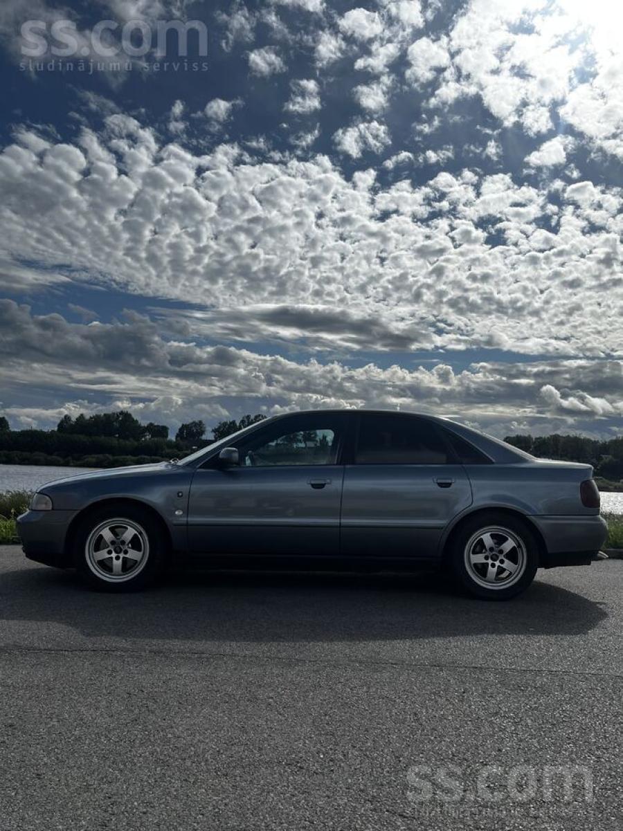 Grey Audi A4 1998 in Daugavpils, with an engine capacity of 1.90 L and mileage of 363 thousand km for 4500 €, photo 3 on AUTOMOTO.COM.LV