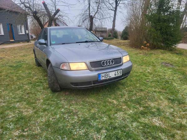 Pelēks Audi A4 1998 Kelmė, ar dzinēja tilpumu 1.60 L un nobraukumu 251 tūkst. km par 1150 €, foto 1 vietnē AUTOMOTO.COM.LV