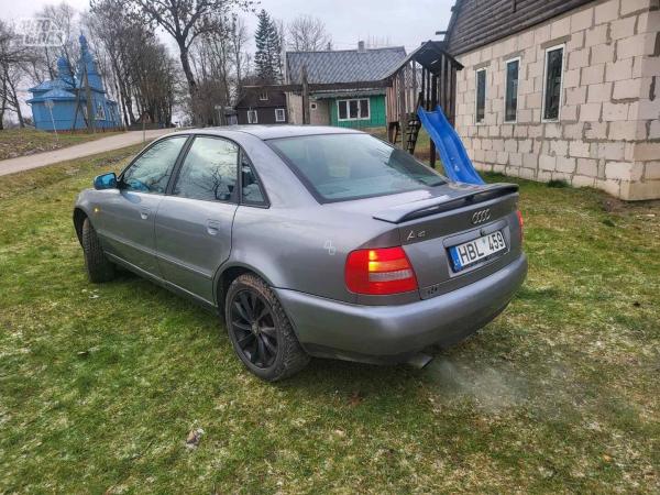 Pelēks Audi A4 1998 Kelmė, ar dzinēja tilpumu 1.60 L un nobraukumu 251 tūkst. km par 1150 €, foto 4 vietnē AUTOMOTO.COM.LV