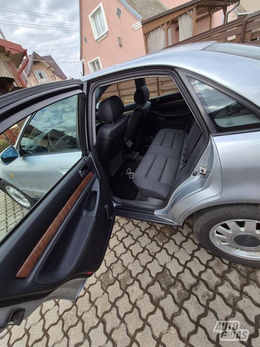 Grey Audi A4 1998 in Marijampole, with an engine capacity of 1.80 L and mileage of 304 thousand km for 1350 €, photo 13 on AUTOMOTO.COM.LV