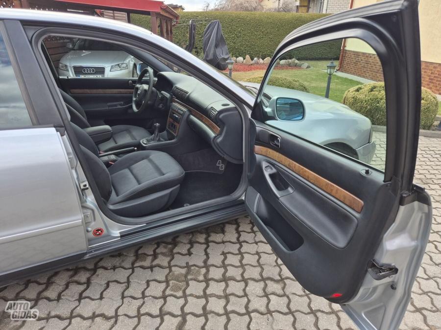 Grey Audi A4 1998 in Marijampole, with an engine capacity of 1.80 L and mileage of 304 thousand km for 1350 €, photo 19 on AUTOMOTO.COM.LV
