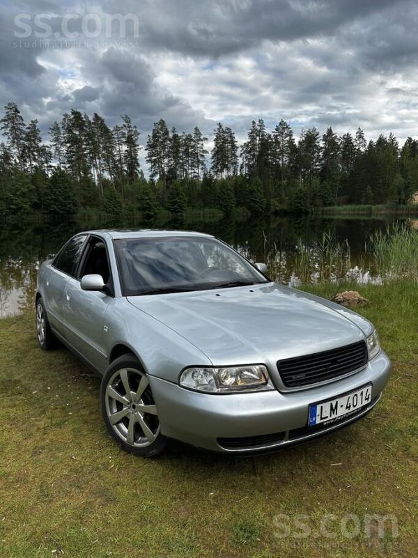 Pelēks Audi A4 1998 Balvi, ar dzinēja tilpumu 1.80 L un nobraukumu 345 tūkst. km par 2500 €, foto 1 vietnē AUTOMOTO.COM.LV