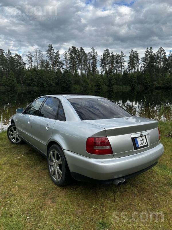 Pelēks Audi A4 1998 Balvi, ar dzinēja tilpumu 1.80 L un nobraukumu 345 tūkst. km par 2500 €, foto 4 vietnē AUTOMOTO.COM.LV