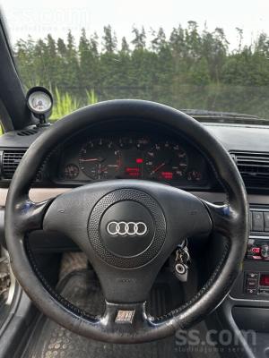 Grey Audi A4 1998 in Balvi, with an engine capacity of 1.80 L and mileage of 345 thousand km for 2500 €, photo 7 on AUTOMOTO.COM.LV