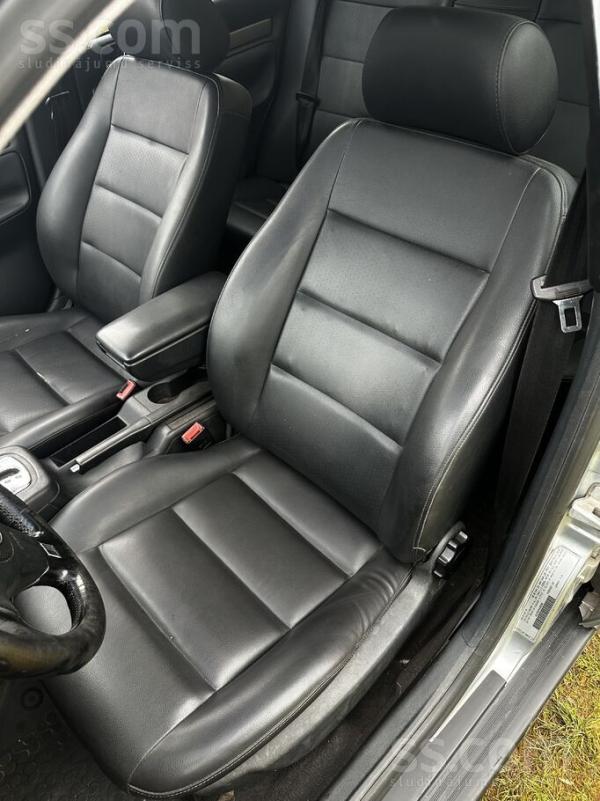 Pelēks Audi A4 1998 Balvi, ar dzinēja tilpumu 1.80 L un nobraukumu 345 tūkst. km par 2500 €, foto 7 vietnē AUTOMOTO.COM.LV