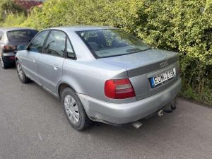 Grey Audi A4 1998 in Kaunas, with an engine capacity of 1.60 L and mileage of 325 thousand km for 500 €, photo 5 on AUTOMOTO.COM.LV