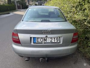 Grey Audi A4 1998 in Kaunas, with an engine capacity of 1.60 L and mileage of 325 thousand km for 500 €, photo 6 on AUTOMOTO.COM.LV