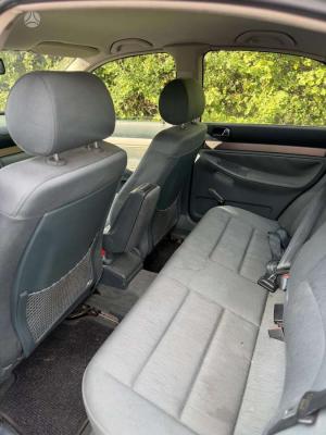 Grey Audi A4 1998 in Kaunas, with an engine capacity of 1.60 L and mileage of 325 thousand km for 500 €, photo 14 on AUTOMOTO.COM.LV
