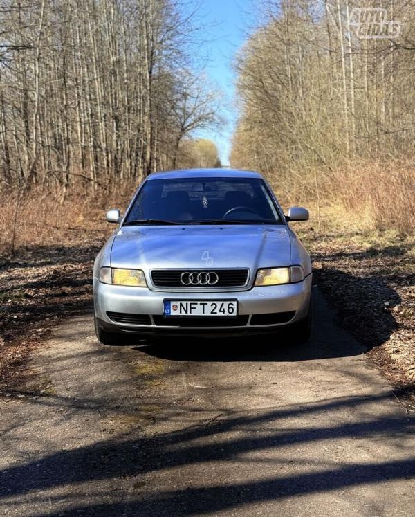 Pelēks Audi A4 1999 Vievis, ar dzinēja tilpumu 1.90 L un nobraukumu 460 tūkst. km par 990 €, foto 3 vietnē AUTOMOTO.COM.LV